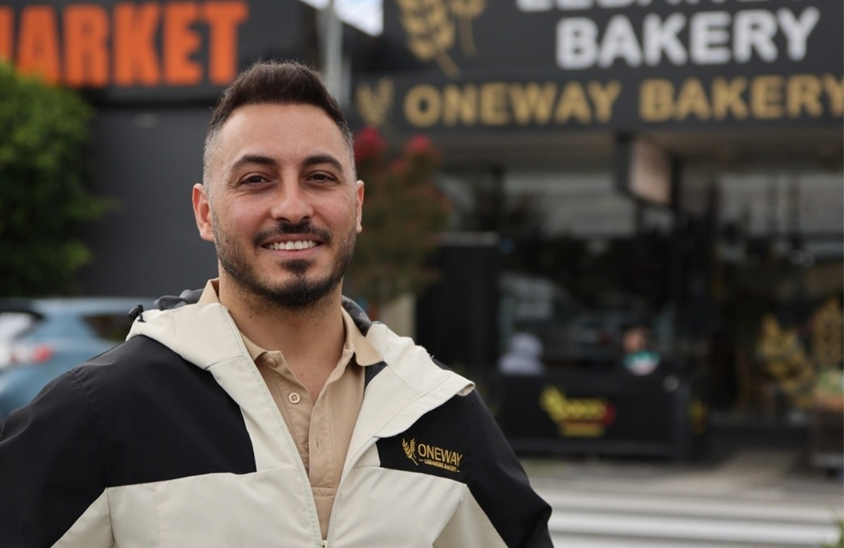 Melbourne baker opens his doors after Vic fires - Baking Business